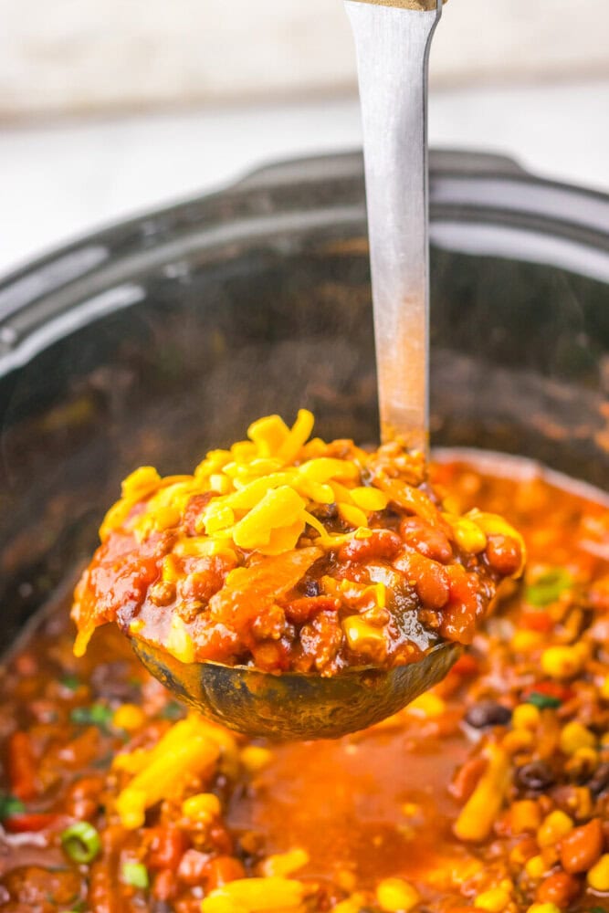 Slow Cooker Root Beer Chili - Super Tasty